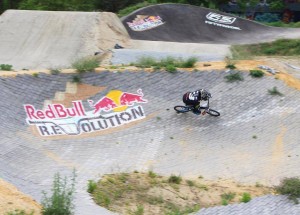 Video: Luis Brethauer Shreds the Mellowpark Supercross Racetrack ...