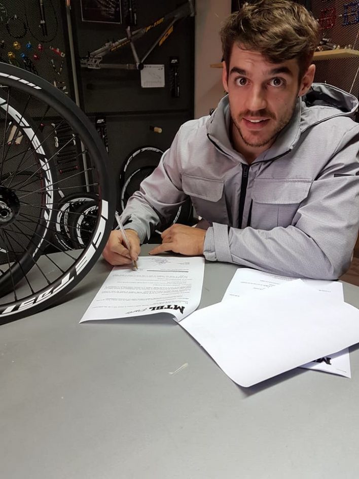 Sylvain André On Ice Fast Carbon Rims - bmxultra.com